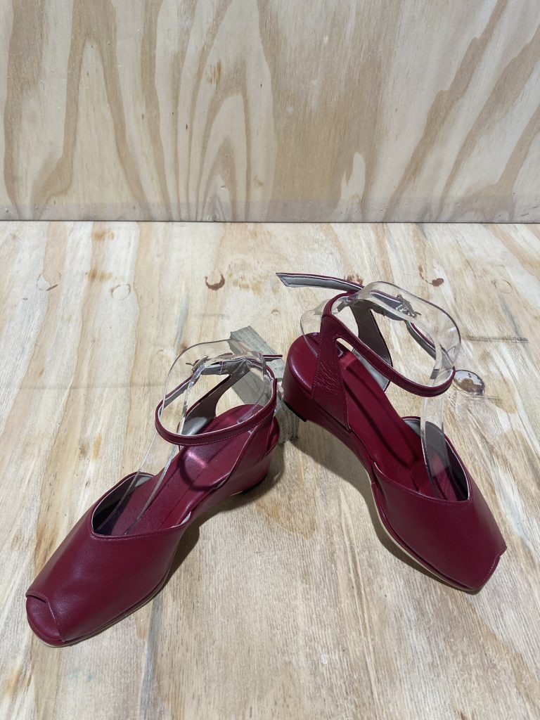 Gina – Cherry Leather – H-Back – Colin Johnson Shoes