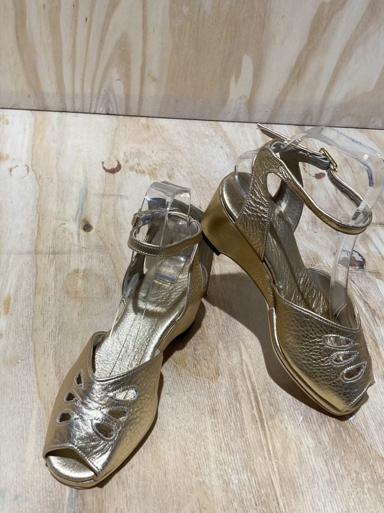 Rita – Gold – H-Back – Colin Johnson Shoes